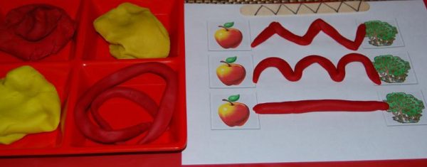 Apple Theme for #Preschool: Scented Playdough Pre-Writing Activity # ...